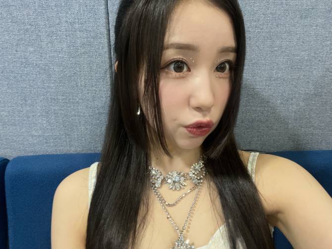 Wooah Community Posts 이번주 활동도 잘 부탁해요 와우🤍 Sora