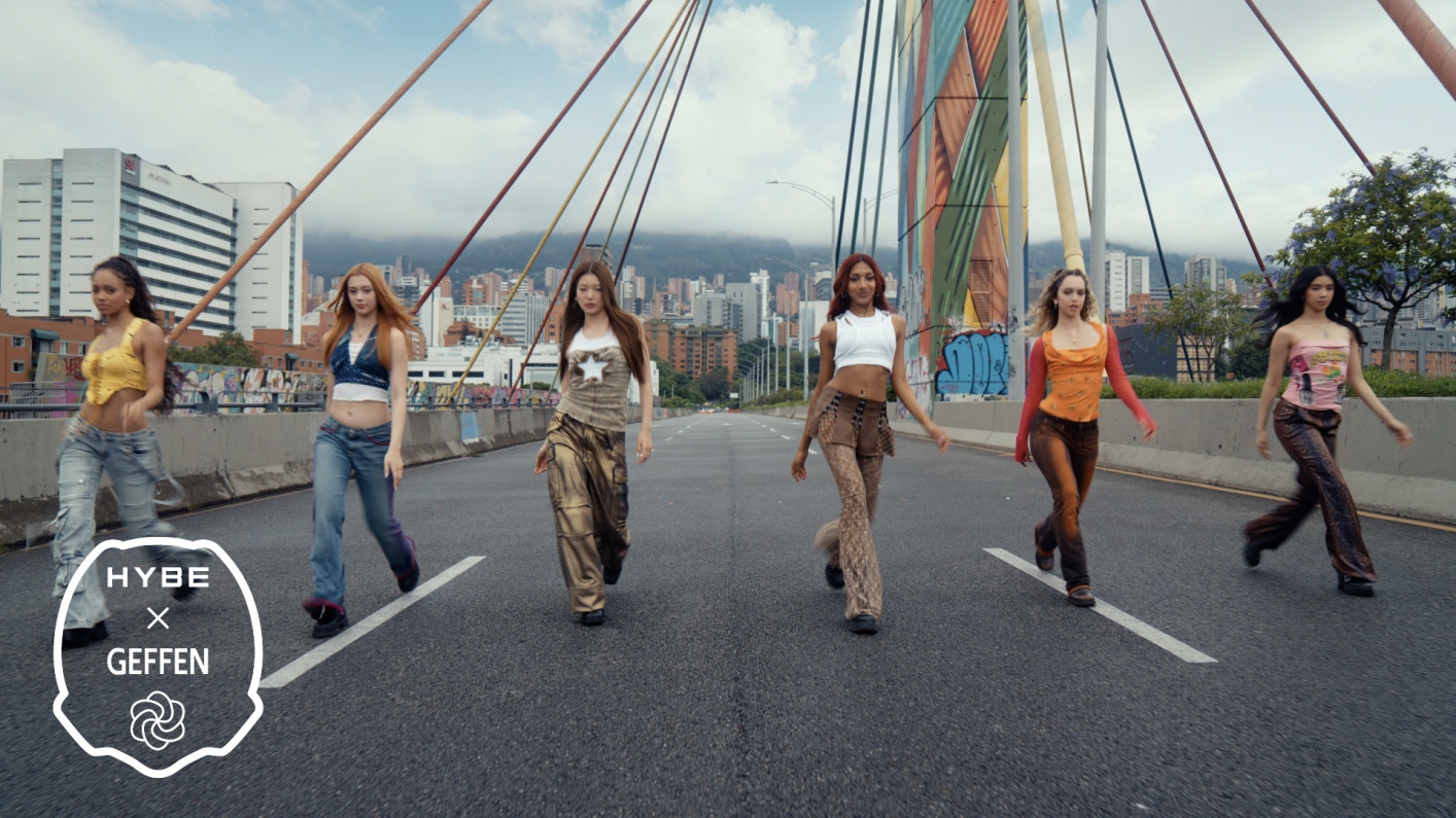 Weverse KATSEYE Media - KATSEYE (캣츠아이) "Debut" Official MV Teaser 2