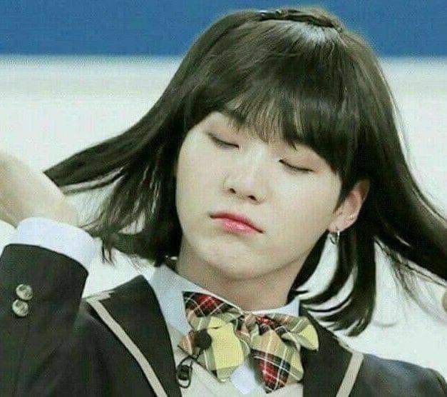 BTS Community Post - Army's remember that yoongi is the only girl who rejected all the bts ...