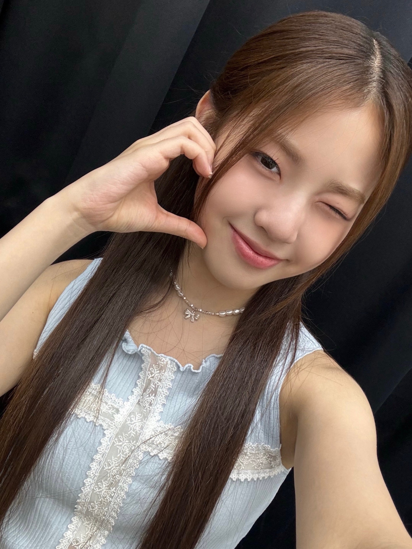 UNIS Community Posts - 엡떠들~💖 요즘 날씨 넘 덥죠ㅜ😢 항상 건강관리 잘하구 시원한 여름 보내세요!!🍦 ...