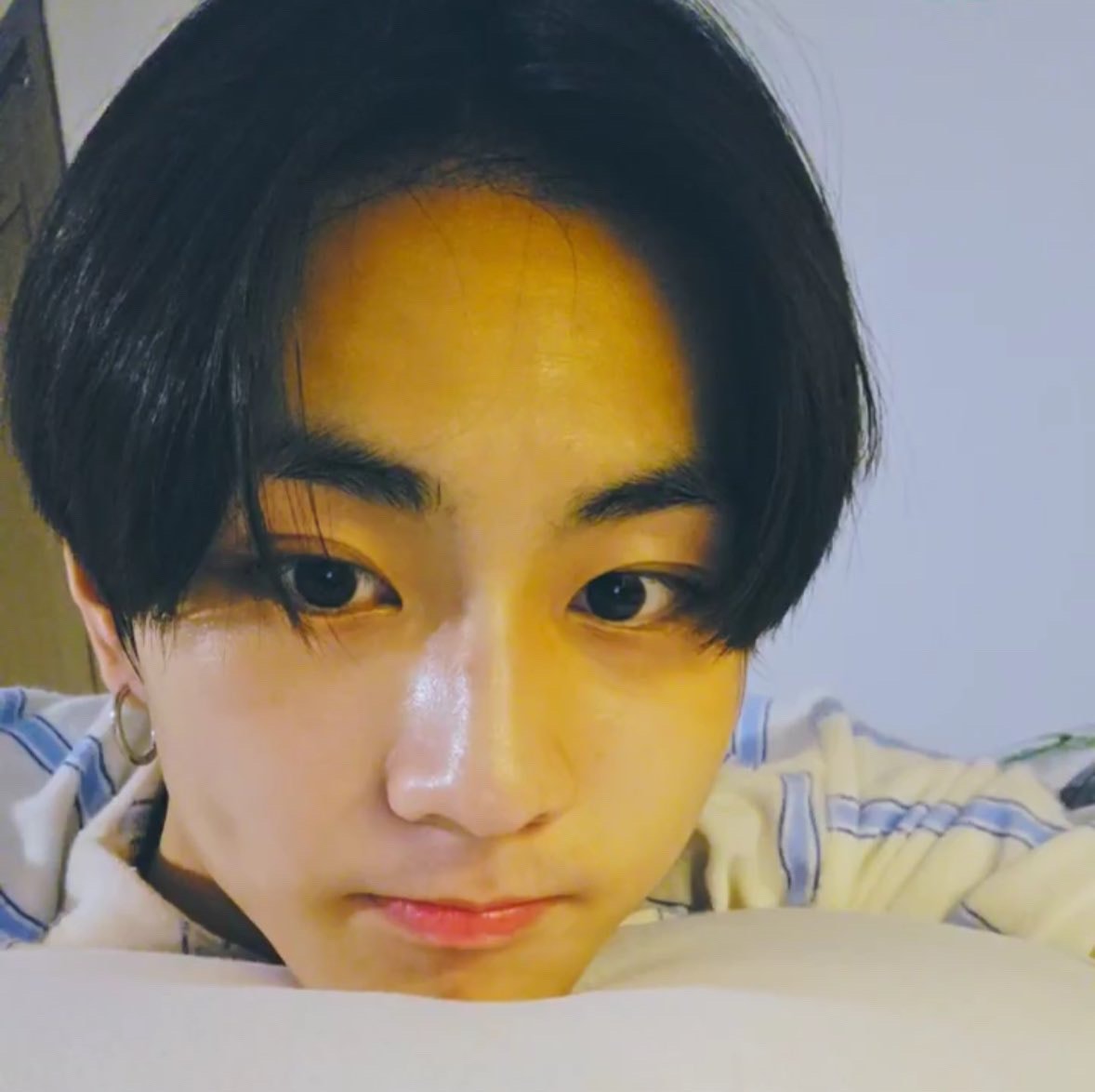 ENHYPEN Community Posts - guys.. should I do that face reveal i talked ...