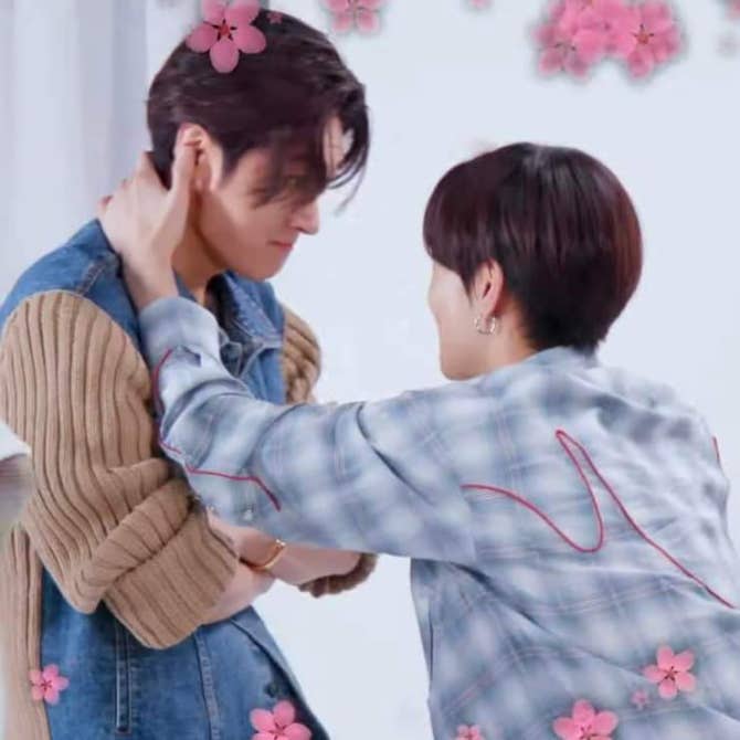 ENHYPEN Community Post - Jungwon's dare was to demonstrate his rizz to ...