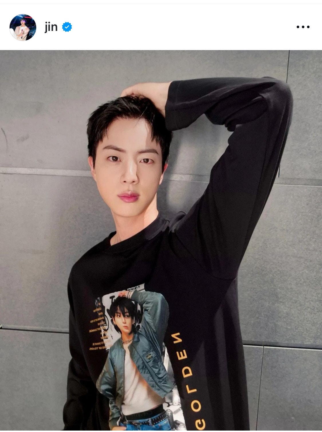 BTS Community Posts - JINくん🩵 おはよう 長いフライト ️ お疲れ様でした どこにいても JINくんを想ってるよ 遠く離れていても 幸せな気持ちになれる JINくんと ...