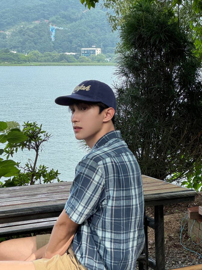 Seventeen Community Post 캐럿들 보고싶다 저 여기 있어요~ Dk