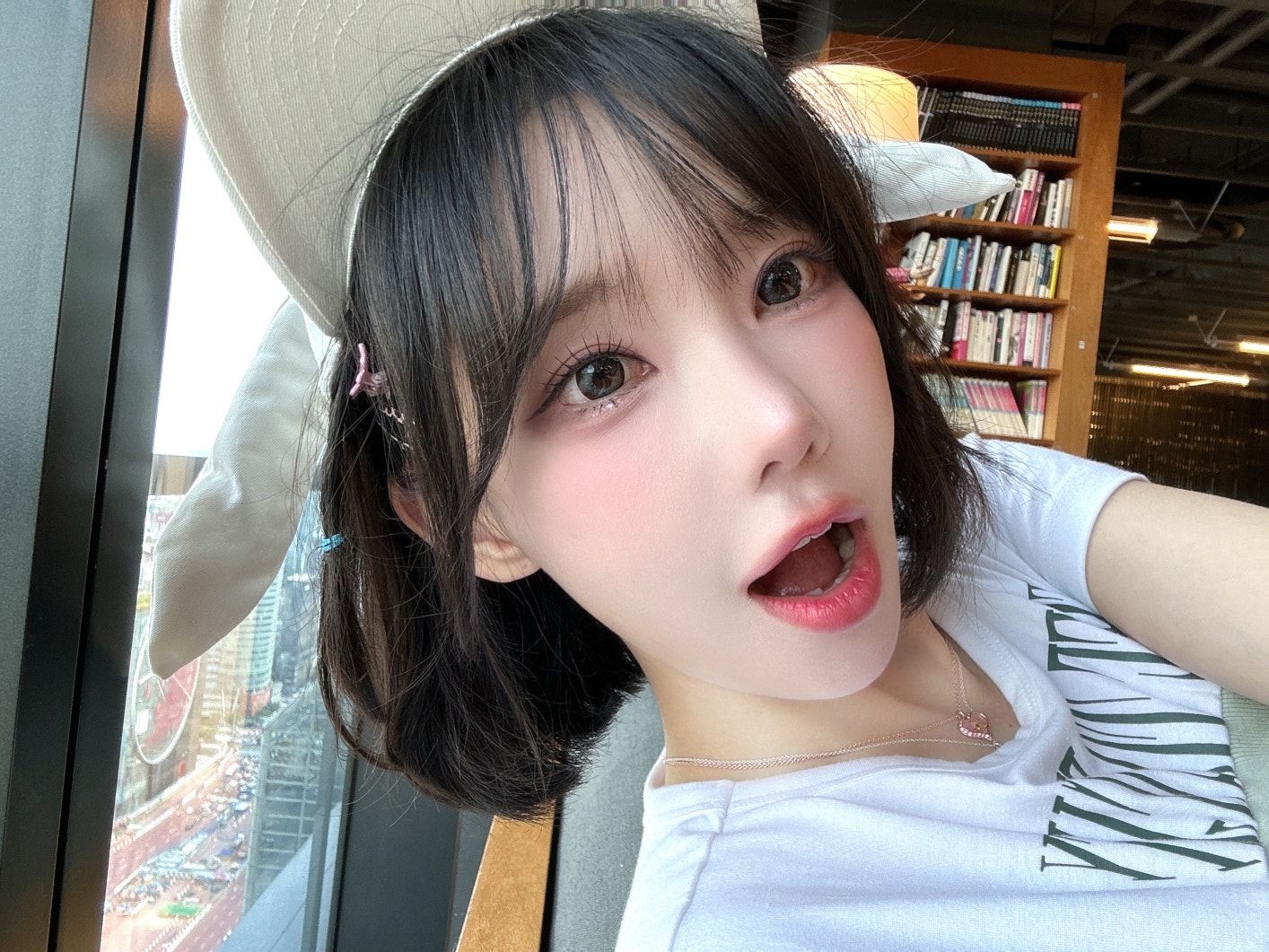Qwer 커뮤니티 포스트 먹보 잠탱이 여기서 잠들ㄷr 마젠타