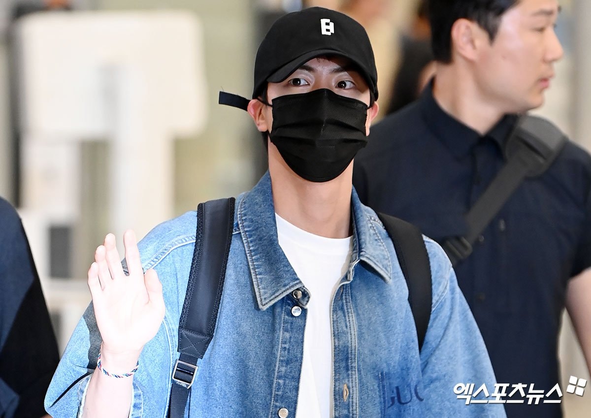BTS Community Post - Jin has safely arrived back in Korea after his ...
