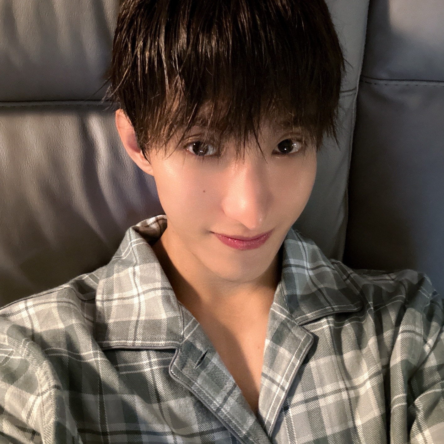 Seventeen Community Post 오늘 하루도 고생많았다˘͈ᵕ˘͈ 우리 이제 볼 날이 얼마 안 남았네~ㅎㅎ 조금만