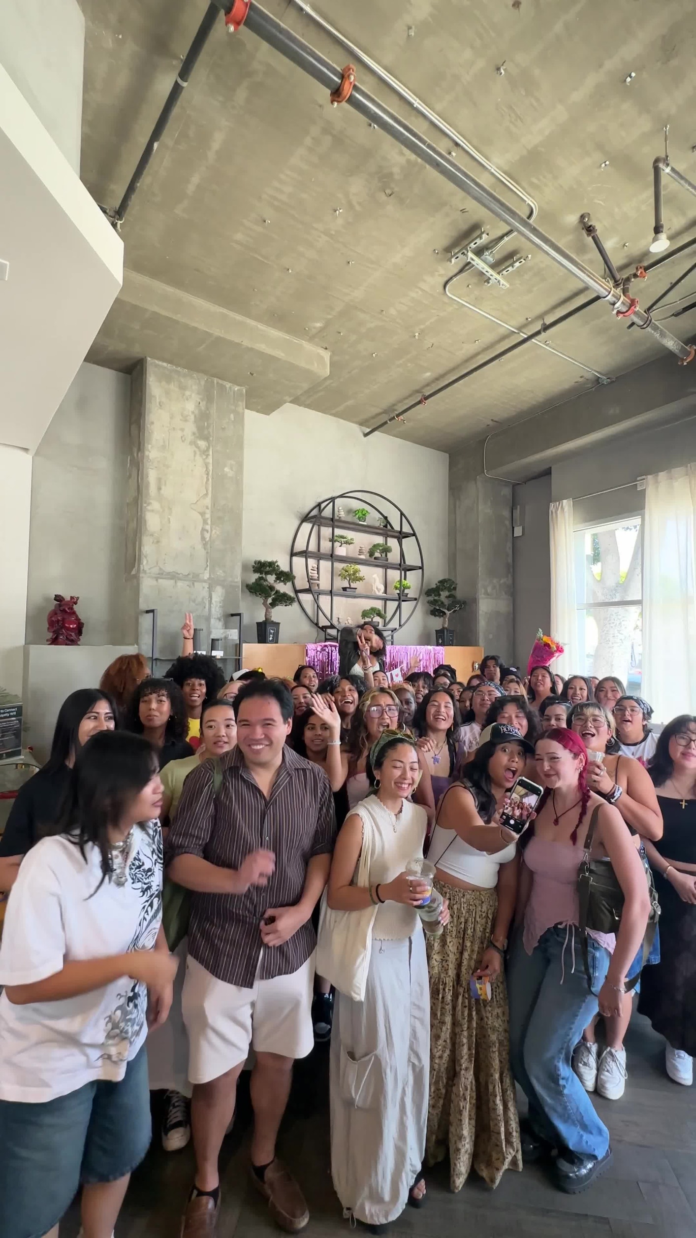 UMI社群貼文 - thank uuu everyone for coming to my cupsleeve pop up 🥹💗 it ...