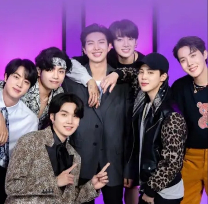 BTS Community Post - GOOD MORNING BTS & ARMY 🤗🤗🤗🤗 HAVE A BLESSED FRIDAY ...