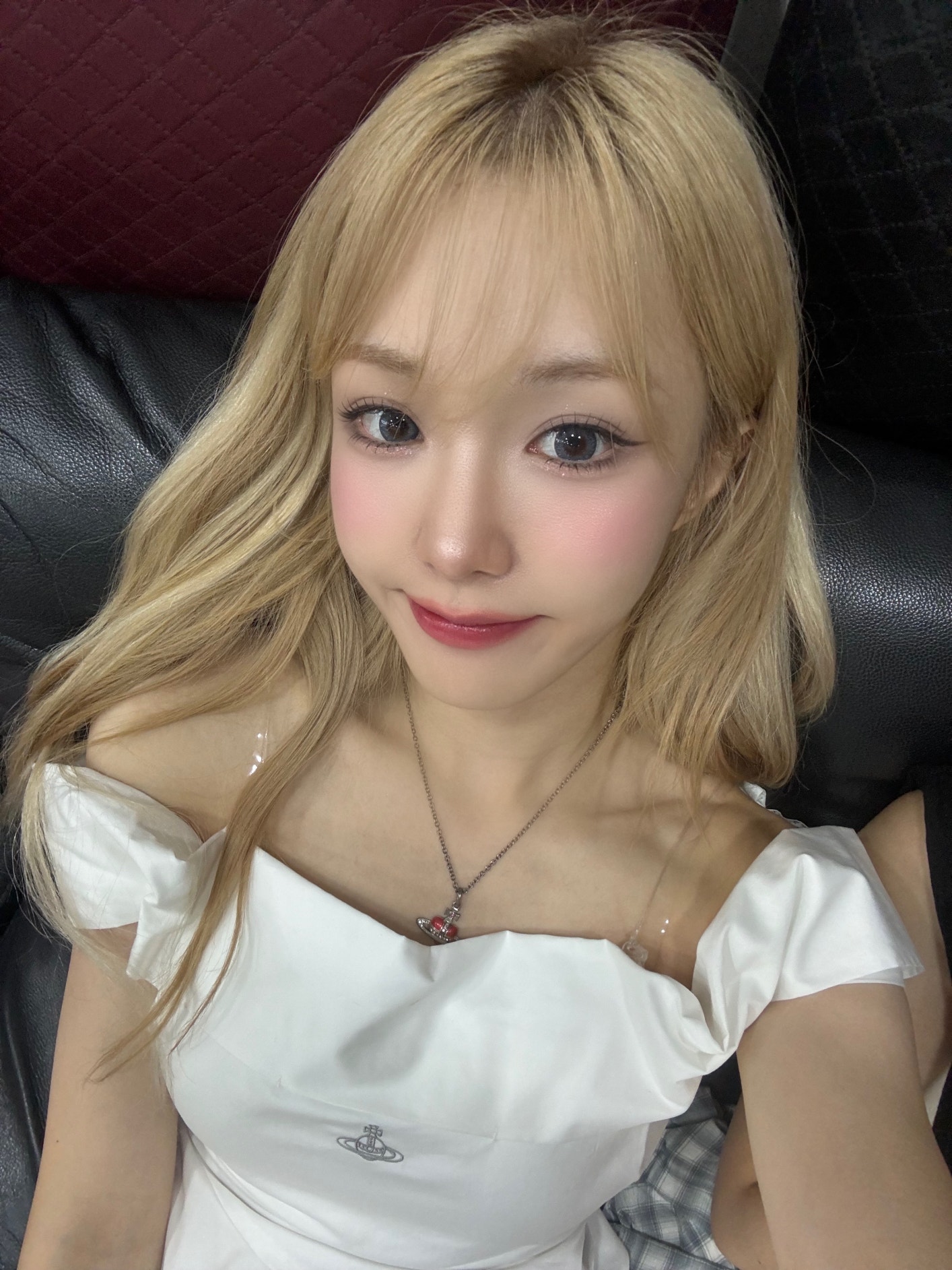Wooah 커뮤니티 포스트 우리의 첫 팬콘 우아랜드 함께 해줘서 너무 고마워요 음 말로 표현하기 힘든 여러 감정들을 느낀
