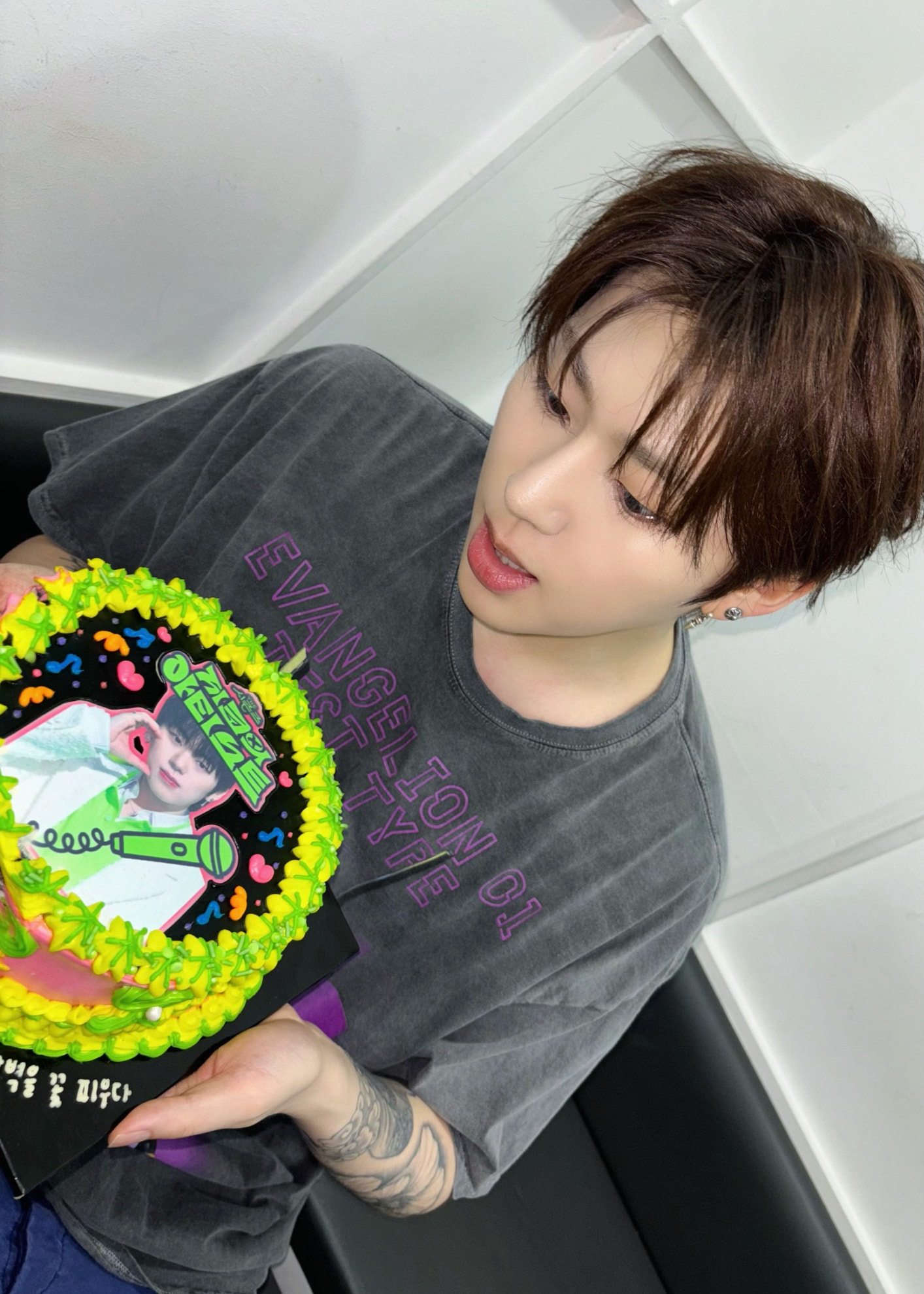 ZICO Community Post - 더 시즌즈는 항상 옳다!!!💚💚💚 - ZICO