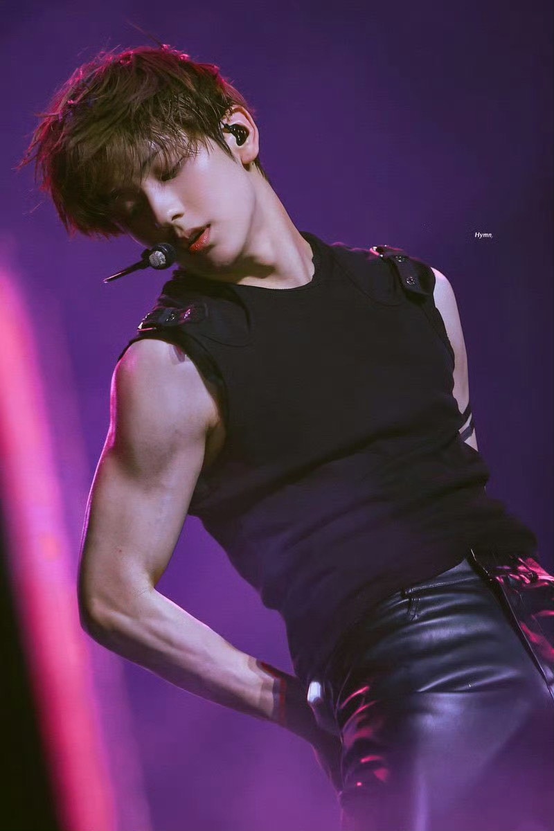 TOMORROW X TOGETHER Community Post - I LOVE SEXY SOOBIN🔥🔥🔥