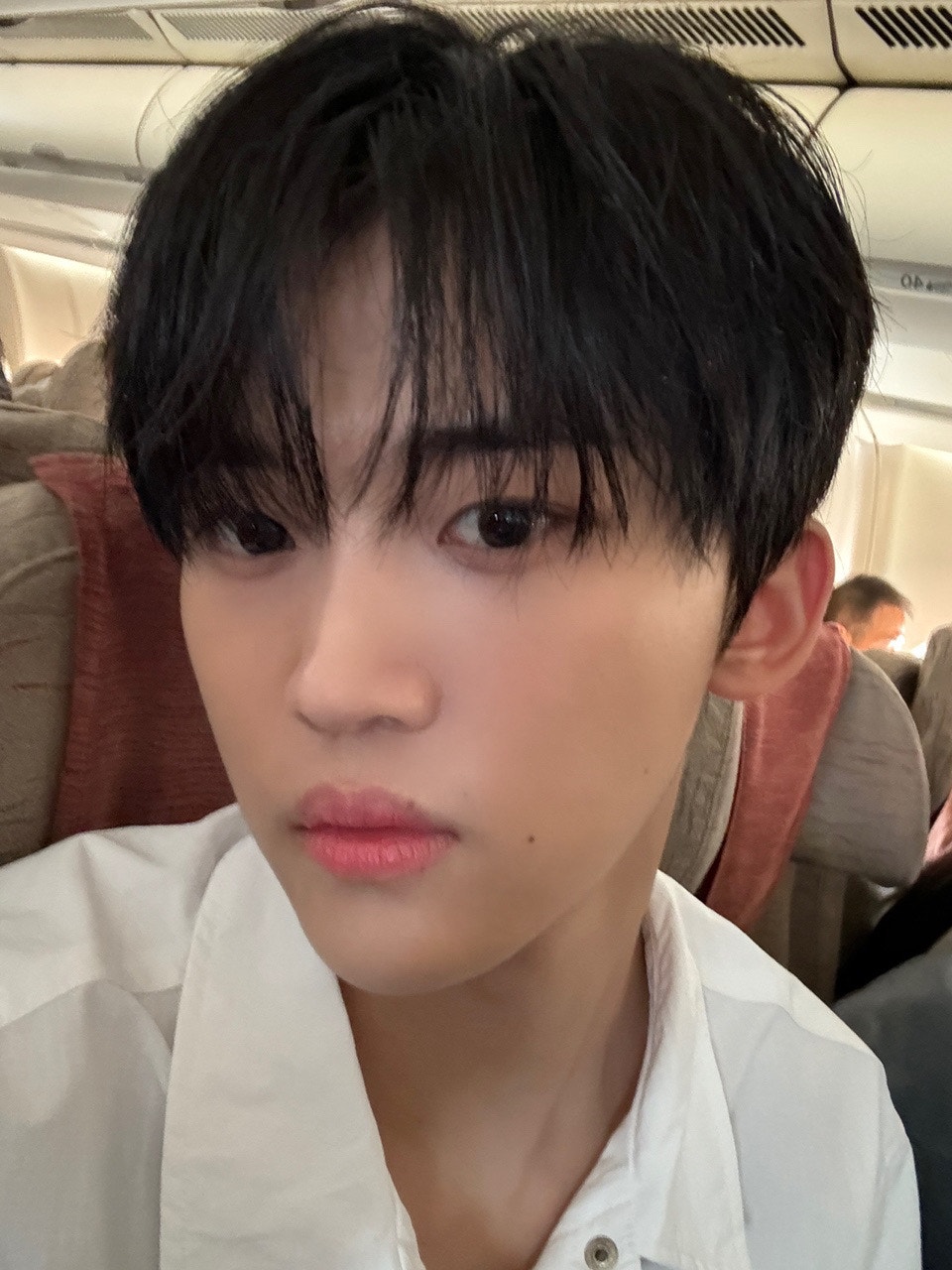 Lun8 Community Posts 잘 도착했어요 ️ 좋은 추억 많이 만들자 러베이트 Dohyun