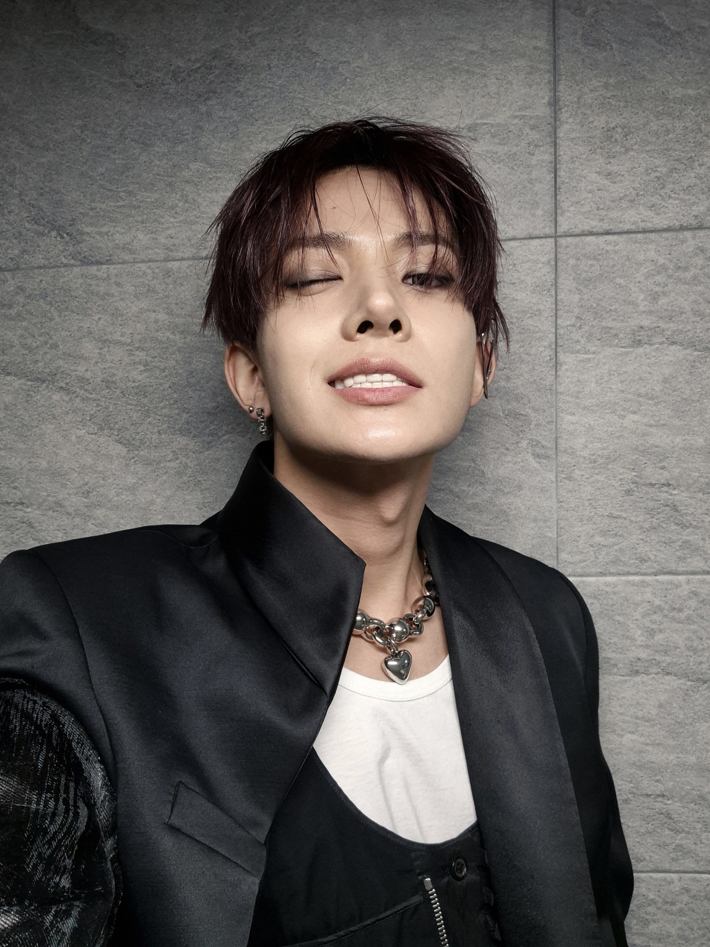 ENHYPEN Community Posts - choose ur fav photo