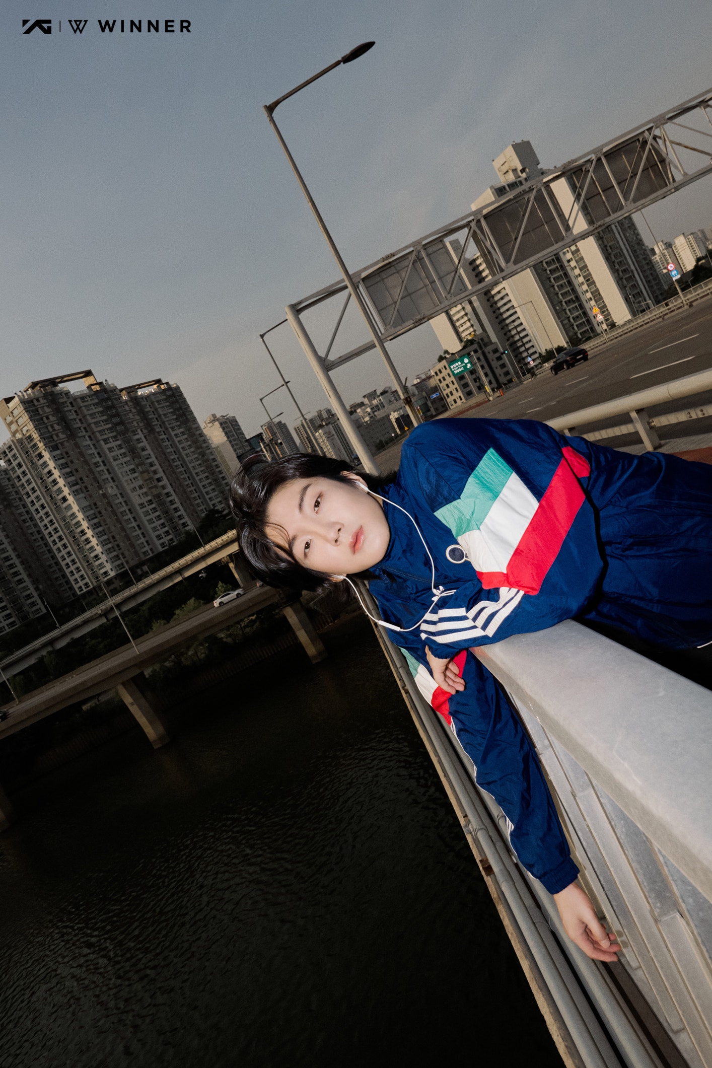 Weverse WINNER Image - LEE SEUNGHOON [MY TYPE] BEHIND PHOTO 🍞💙