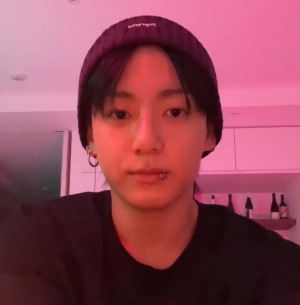 Bts Community Posts 今日もお疲れ様でした🥰ゆっくり出来てるかな。。