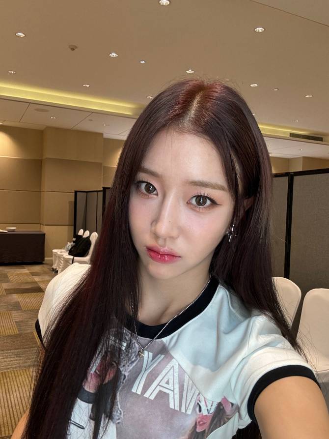 Stayc 커뮤니티 포스트 오늘 우리 스윗들 봐서 너무 행땅해따😚 수민