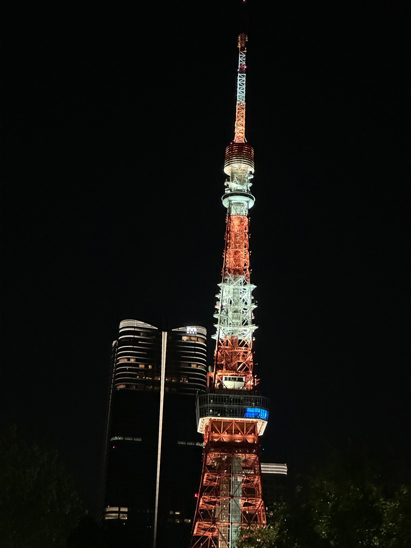 82MAJOR Community Post - 도쿄타워🗼 - KIM DO GYUN