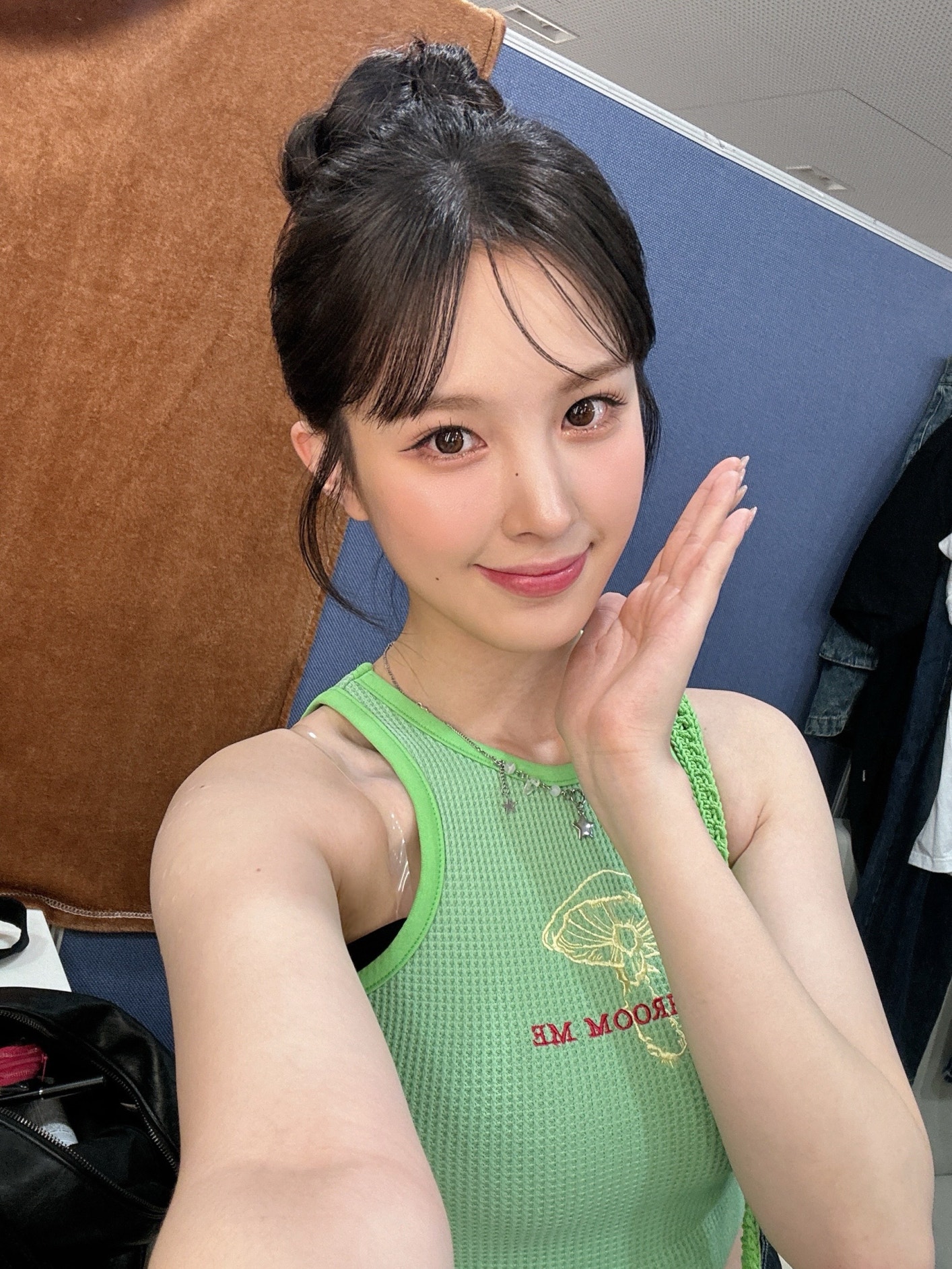 Weeekly 커뮤니티 포스트 데일리 오늘 하루도 좋은 하루 보냈징 오늘의 일정을 열심히 보내느라 고생많아쏭 리허설부터
