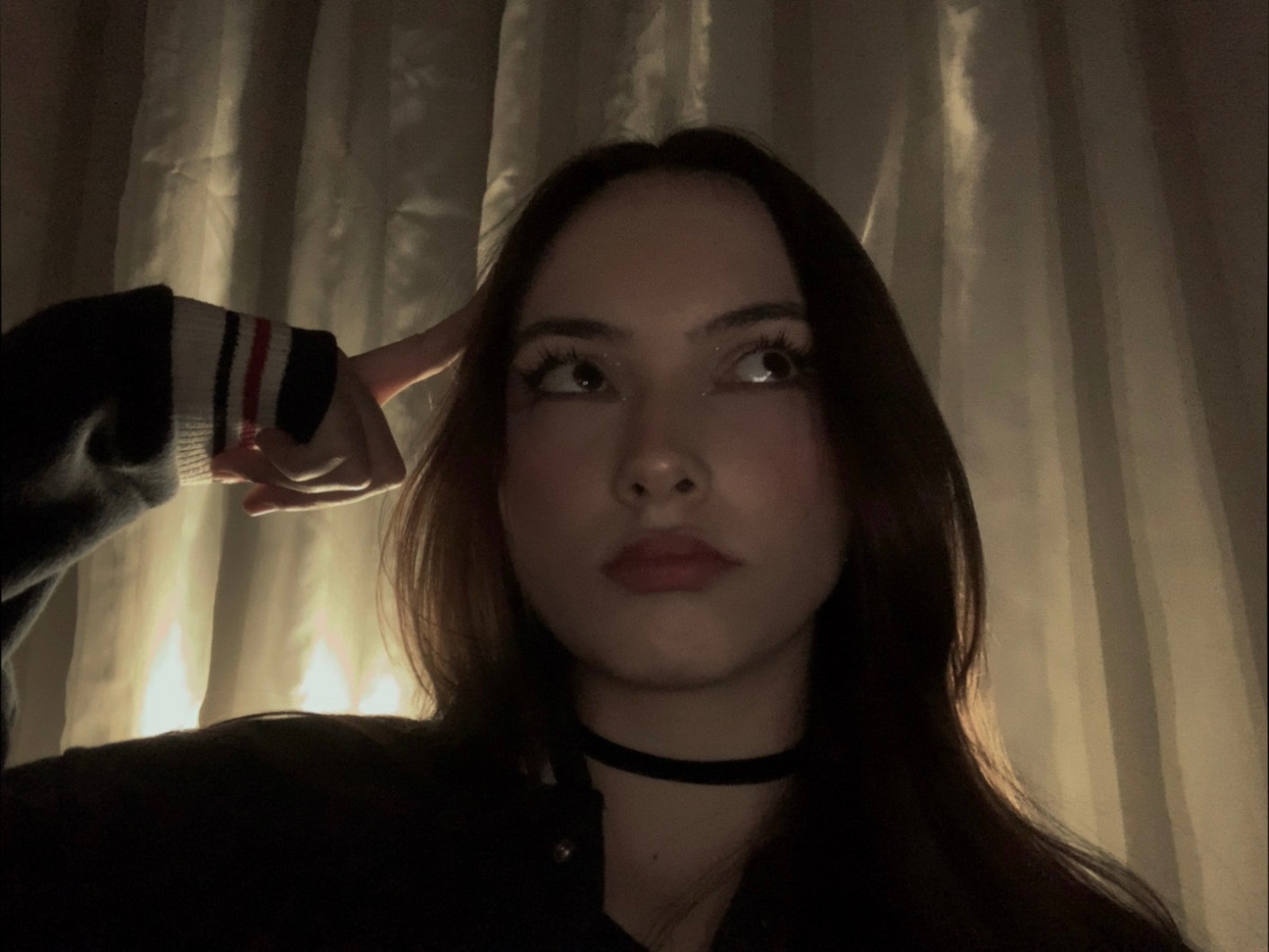 ENHYPEN Community Posts - I spend the day singing “머린 spinning 숨겨지지 않네 미친”