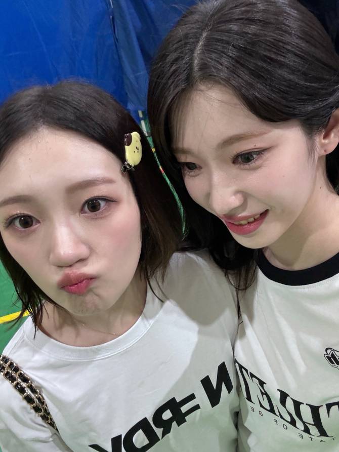 Rocket Punch Community Post 우리집 가나디 김소리🐶 생일 너무너무 축하해~~~~🎂 우리 오늘은 다른거