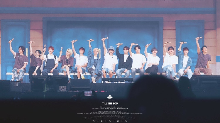 Seventeen Community Posts 안녕 세븐틴 난 어느덧 캐럿이 된지 500일을 앞두고 있어 난 작년