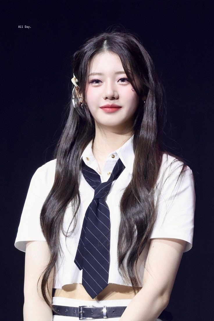 BABYMONSTER Community Posts - Happy birthday rora love from india