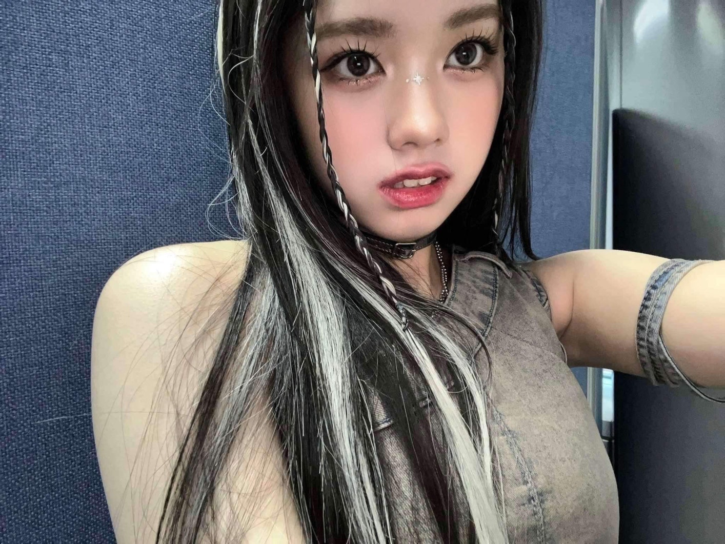 UNIS Community Posts - 🩶˙ ˖°📷 ༘ ⋆｡˚🩶 - ELISIA