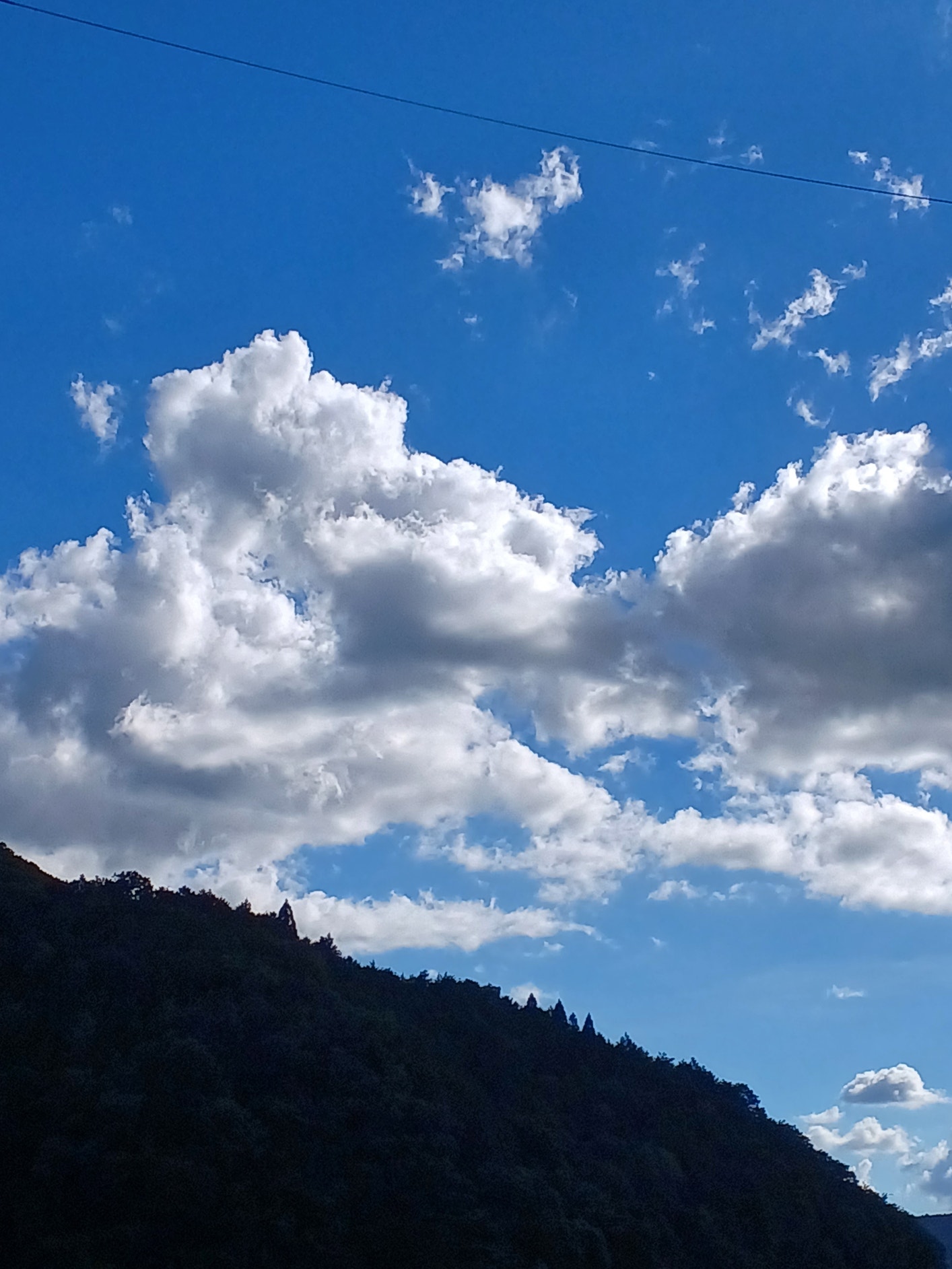 BTS Community Posts - ウリバンタン💜‪ アミの皆様💜‪ 今日もお疲れ様でした*ˊᵕˋ* 退勤時の空。 最近ルーティンと ...