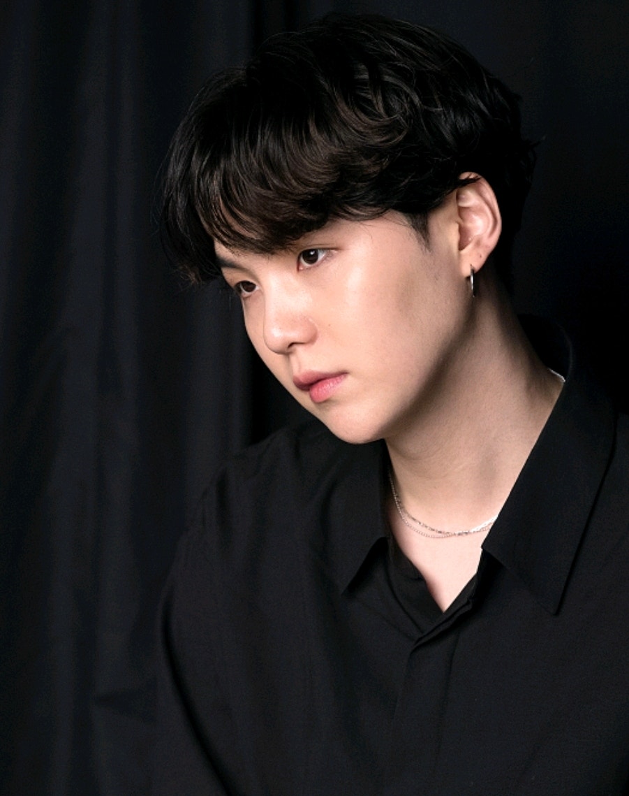 BTS Community Post - #DEAR_SUGA_FROM_ARMY Hello Suga.... How are you ...