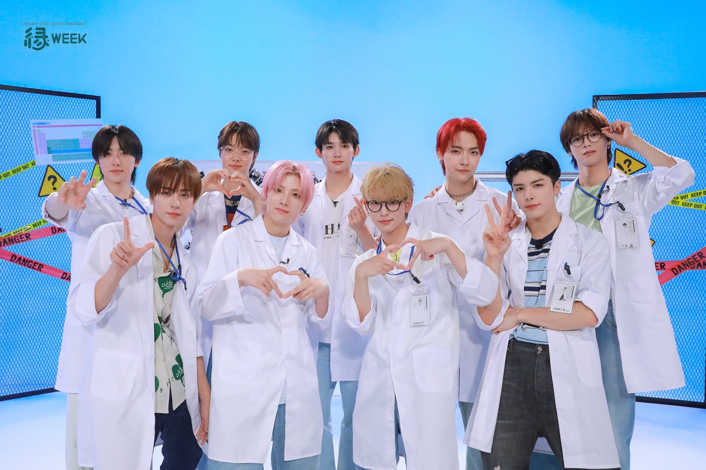 Weverse &TEAM Image - [2024 縁-WE-EK] &TEAM LAB + 'Really Crazy' (Costume ver.) Behind Photo