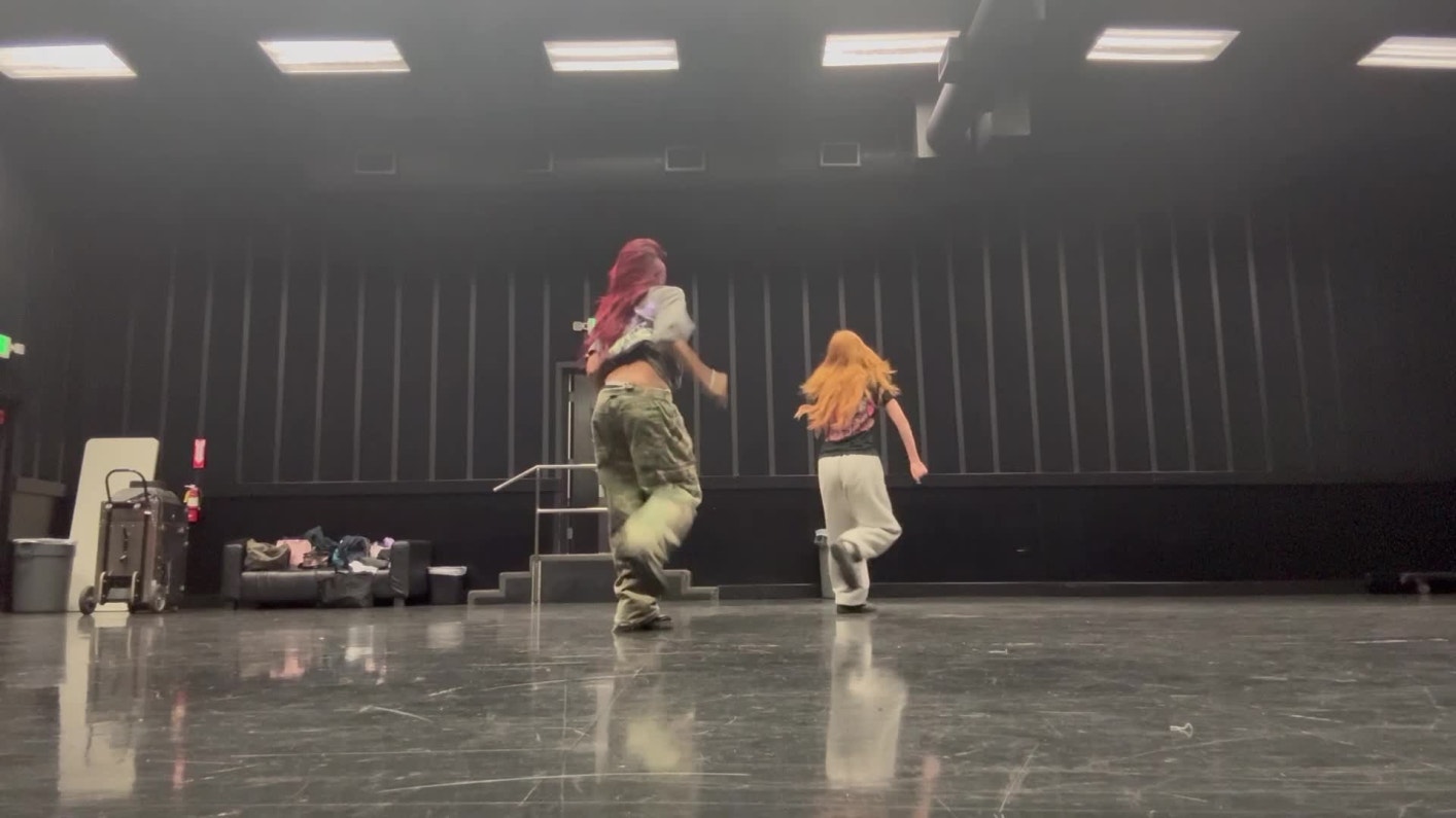 KATSEYE Community Post - THROWBACKKK ;)))) - Lara Rajagopalan