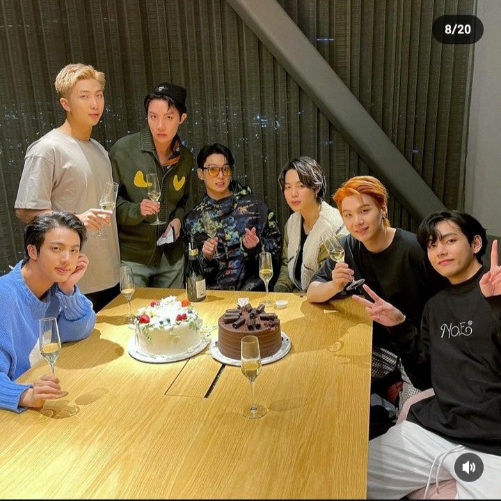 BTS Community Post - Happy birthday jungkook i am.muslim and i pray for ...