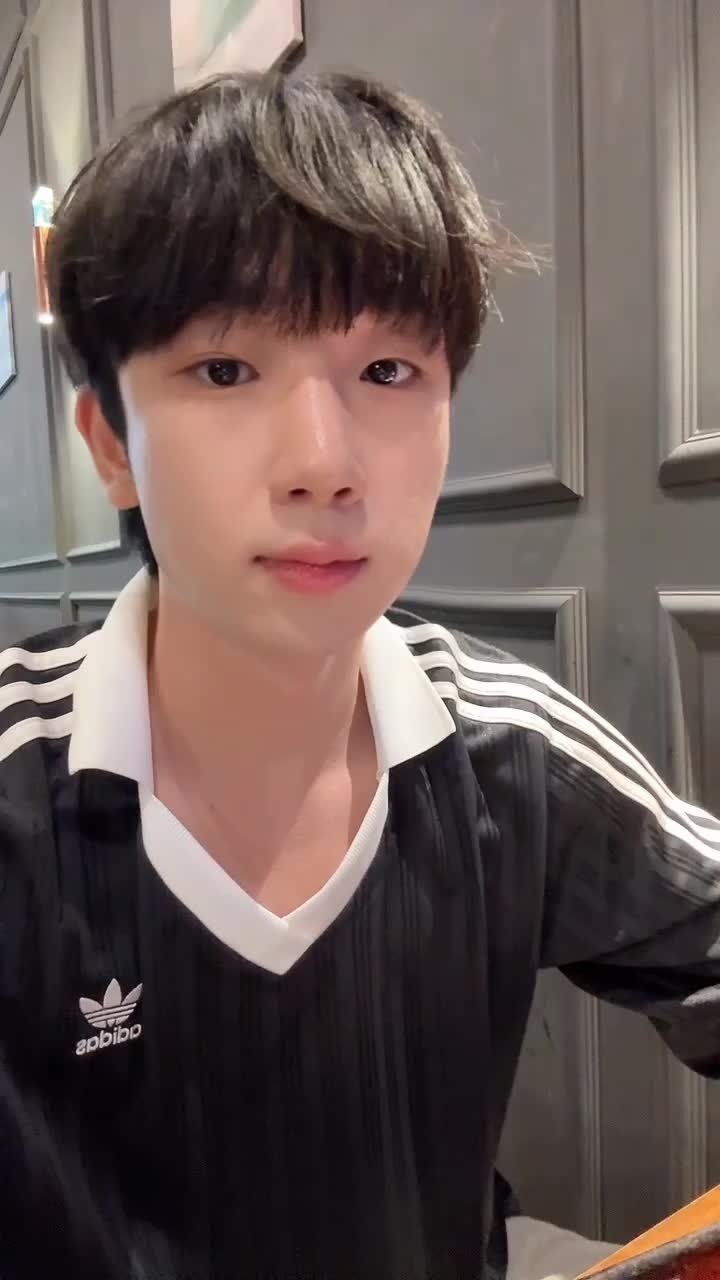 CHOI SOO HO Community Posts - 장어덮밥 냠 😋 - CHOI SOO HO