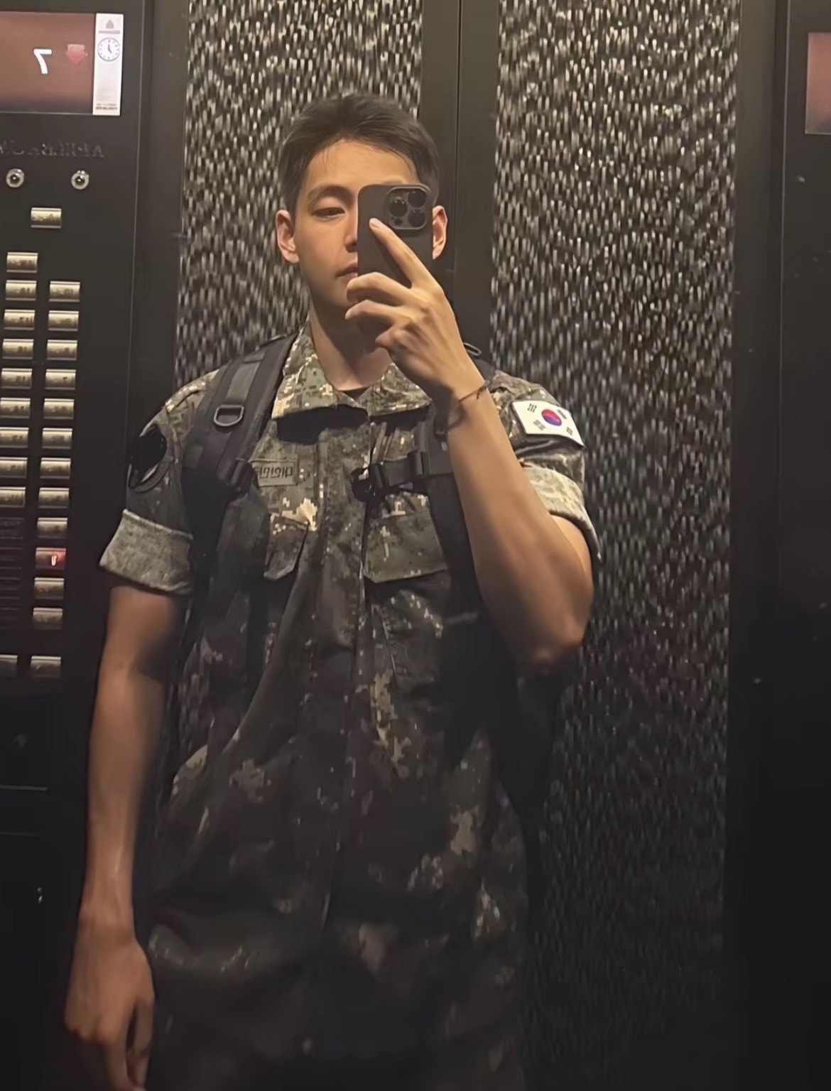 BTS Community Post - 🫶🏼🫶🏼🫶🏼🫶🏼🫶🏼Taeee🫶🏼🫶🏼🫶🏼🫶🏼🫶🏼🫶🏼🫶🏼