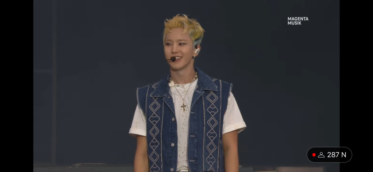 Seventeen Community Posts 순영아 머리 좀 보여주세요 🥹🥹 Tohoshi