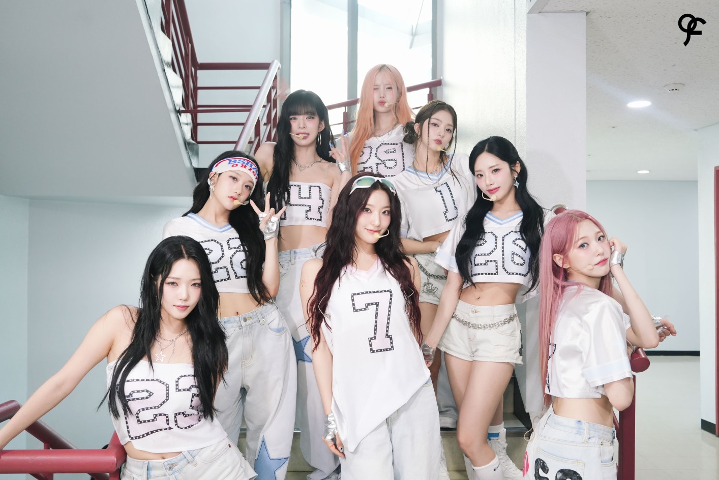 Weverse fromis_9 Image - ‘Supersonic’ Behind Sketch 3