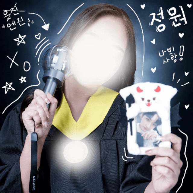 ENHYPEN Community Post - 엔하이픈 친구들ㅠㅠ 🥹 드디어 졸업사진을 찍었어여의!!! 👩🏻‍🎓 다음 달에 대학을 ...