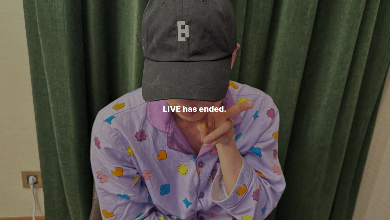 Bts Community Post 석진이 라이브 방송을 하는 동안 여기 네트워크 문제가 엄청 났는데 그가 라이브를 끝냈을 때