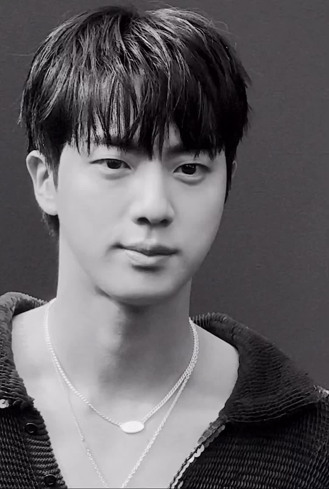 Bts Community Posts To Jin 이거 봤어요 이 영상 너무 귀여워🤗💜 Какое классное видео сняли для Dazed Korea