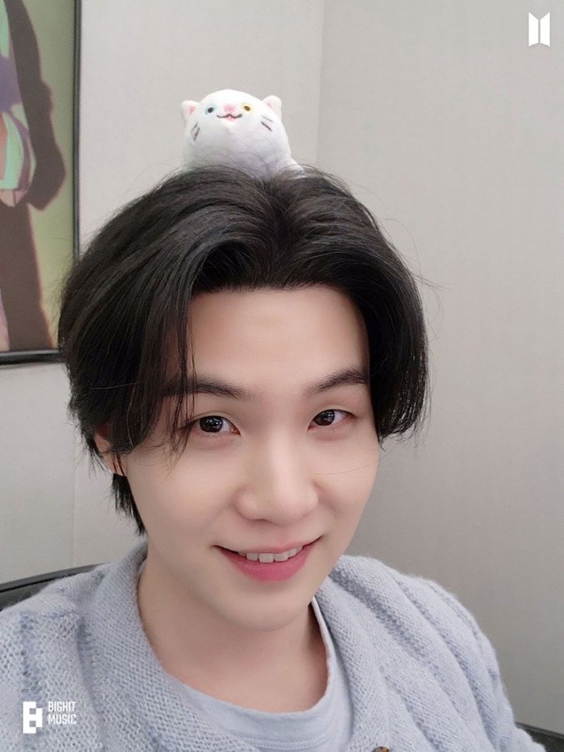 BTS Community Post - 𝗛𝗮𝗽𝗽𝘆 𝗡𝗲𝘄 𝗬𝗲𝗮𝗿♬︎*.:* BTS & ARMY みんなが 心身共に健康で幸せな時間が ...