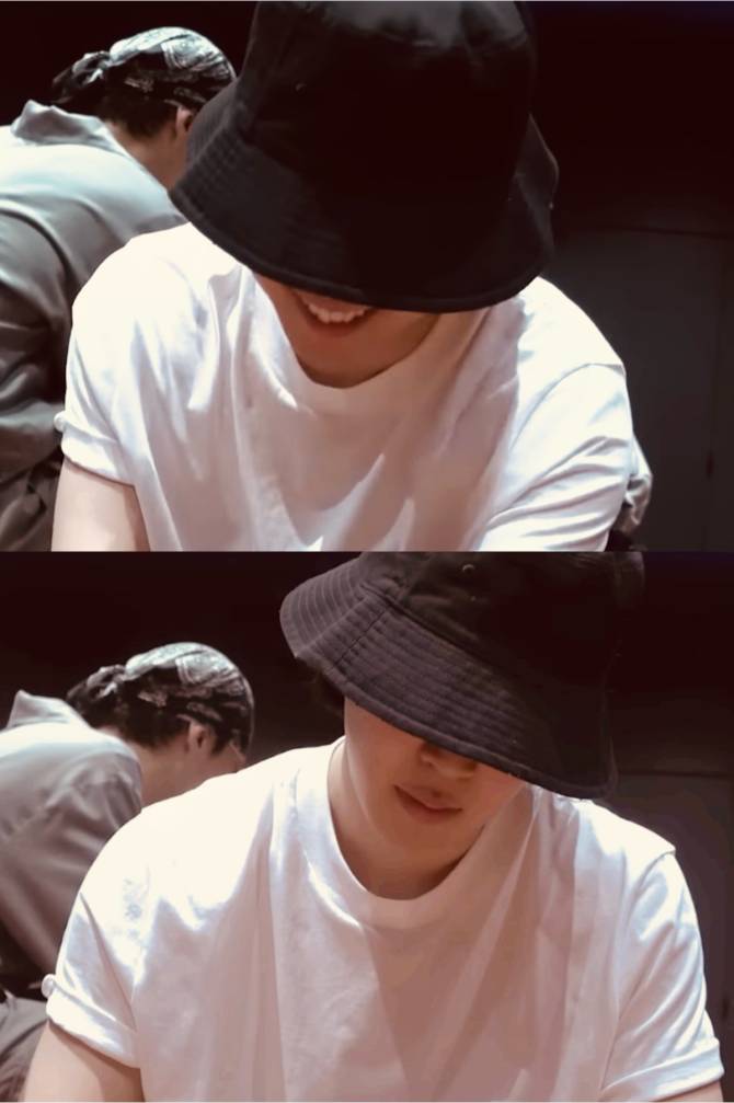 Bts Community Posts 지민시♥️ 지민씨 오늘도 진심으로 사랑해요☺️♡ 몸 건강히 잘 지내세요🤍🫂 ☆ Bangtantv