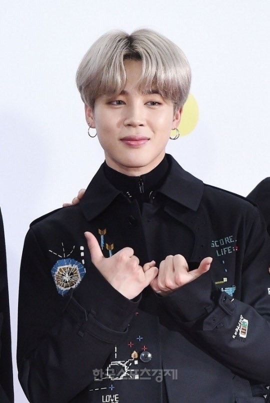 Bts Community Posts 지민시 Jimin Time 민아 새해 첫 훈련도 시작됐을 테고 그곳에서 보내는 시간도