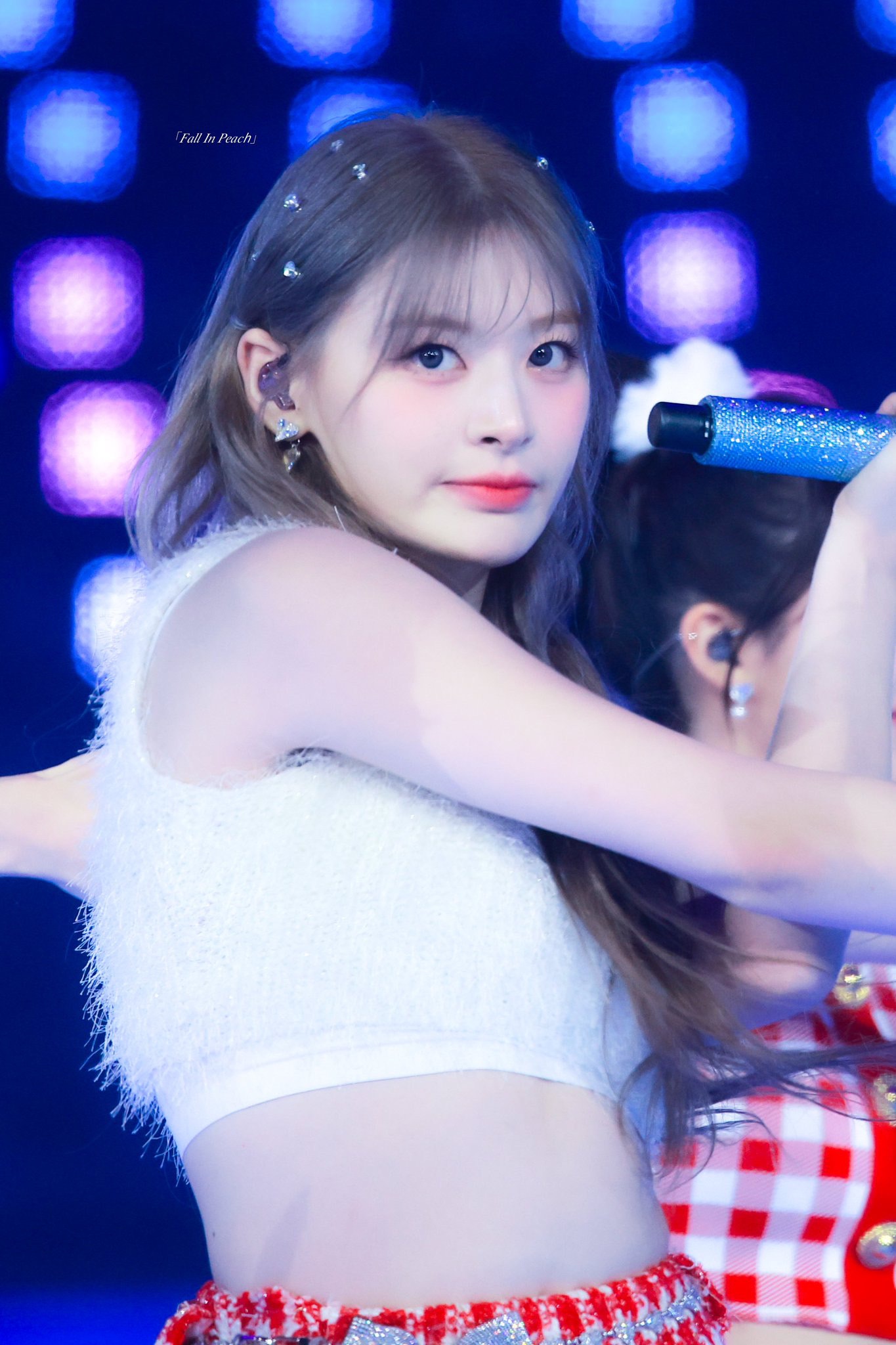 Stayc Community Post 이때 복숭아 그 잡채였다구… 표정 너무 귀여운거 아니냐구… ♥️ 출처 트위터