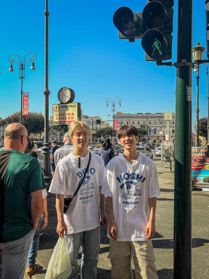 Seventeen Community Post 나나투어 2화 안본사람 얼른 보시라게🤍 Dk