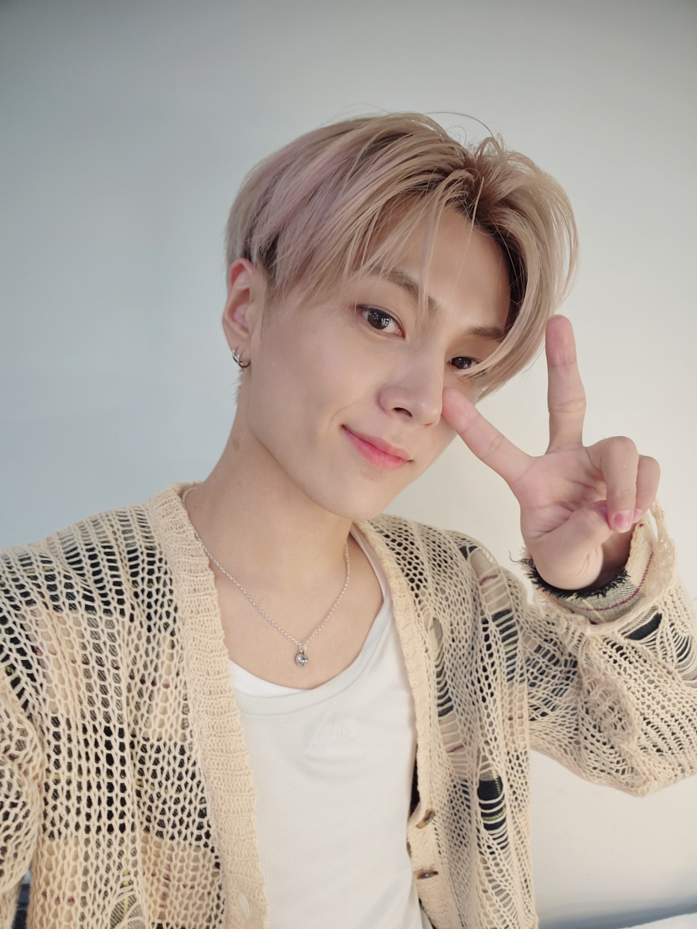 ENHYPEN Community Posts - 非常幸福的第一天 ️ - JAY