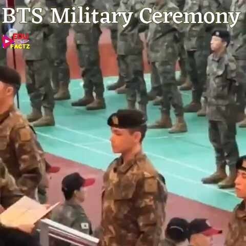BTS 커뮤니티 포스트 - V and RM military ceremony 💜