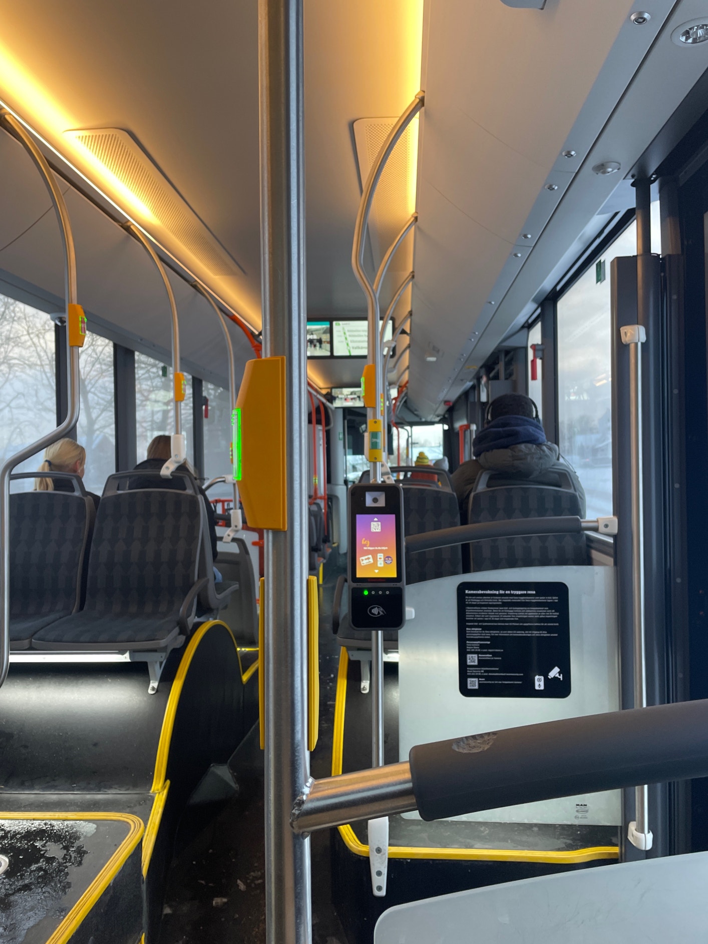 BOYNEXTDOOR Community Post - I’m on the bus and bored…pls ask me random ...