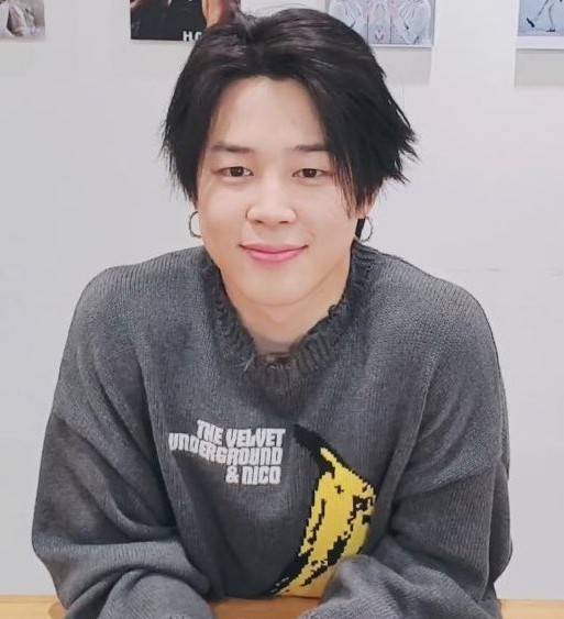 Bts Community Posts 💫 지민시 â°jimin Time 민아 í¬ê²Œ 숨 한번 ì‰¬ê³ ì—¬ìœ ìžˆê²Œ 하루를 Jimin