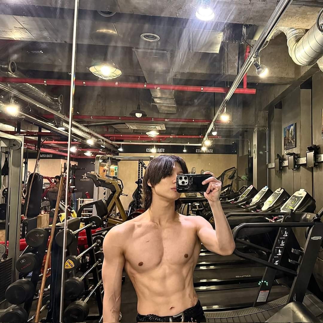 SHINee Community Post - and this is where one stops breathing.... what a blessing